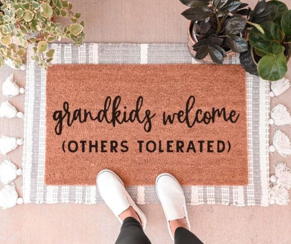 Best Gifts for a New Grandma (or Grandma-To-Be!)