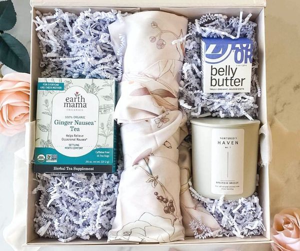8 Best Pregnancy Subscription Boxes (Including the Cheapest)